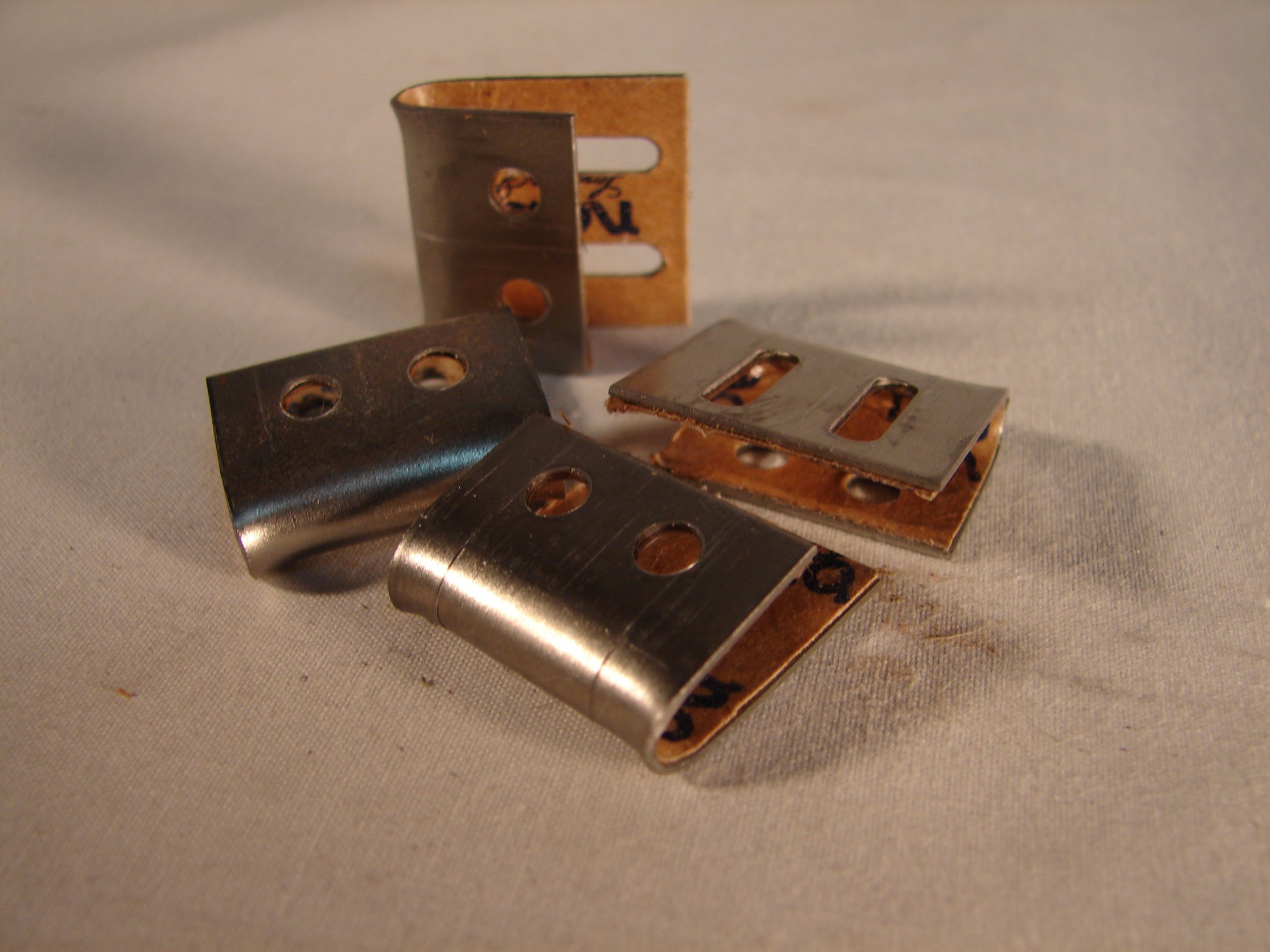 NO SAG CLIPS (STAPLE ON) — Ronco Furniture